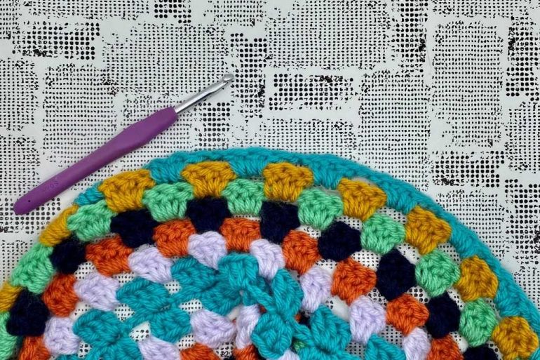 Granny Square Guide - Hook and Paper